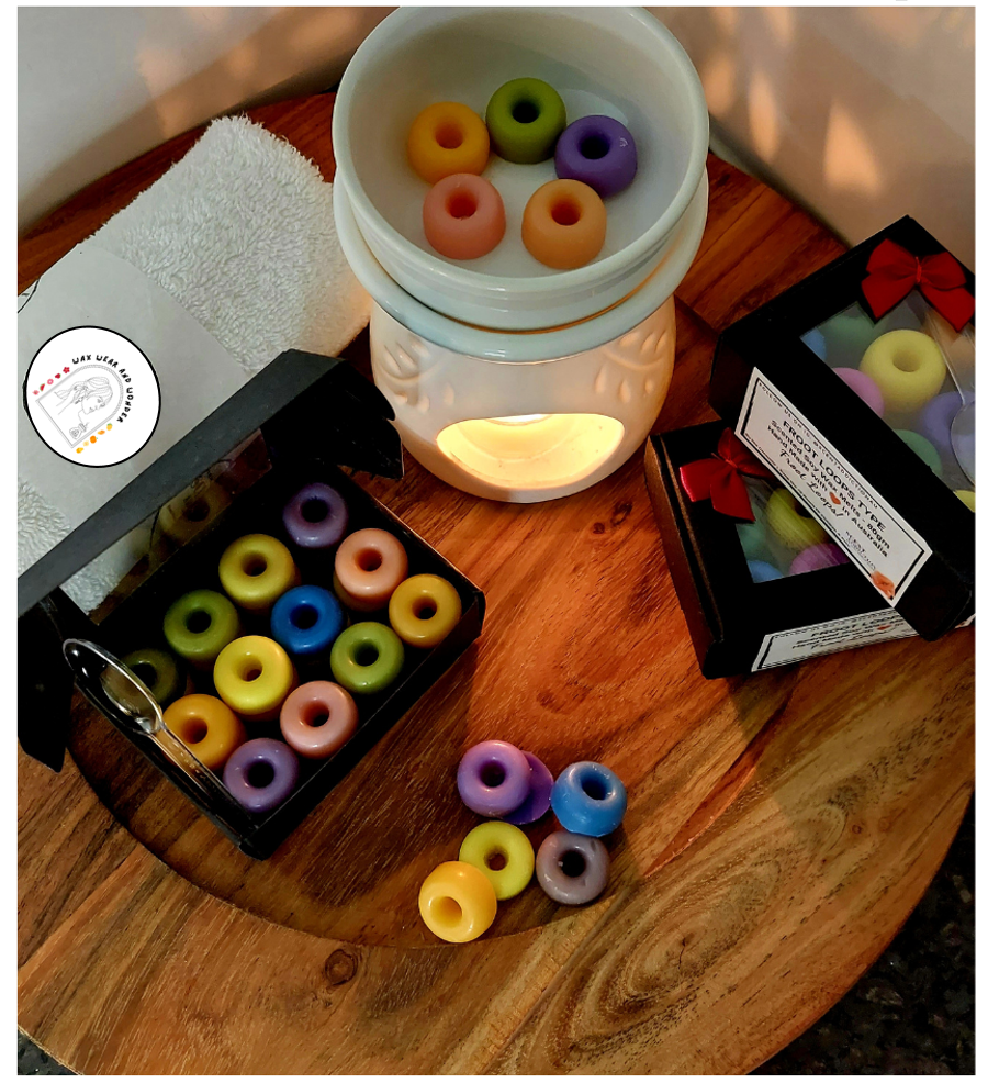 Scented Soy Wax Melts - Froot Loops in a Box with a Spoon
