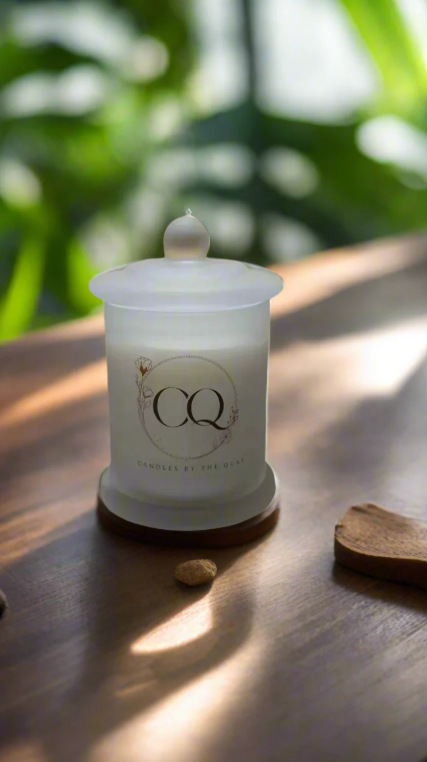 Hand Poured Hikari scented soy candle - Quiet Power
