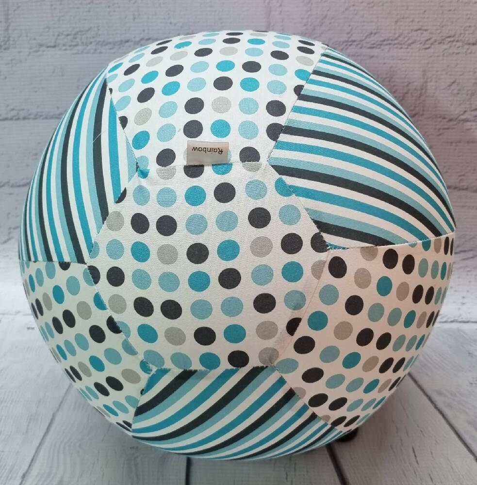 Balloon Ball: Spots and Stripes in classic blues: Two tone